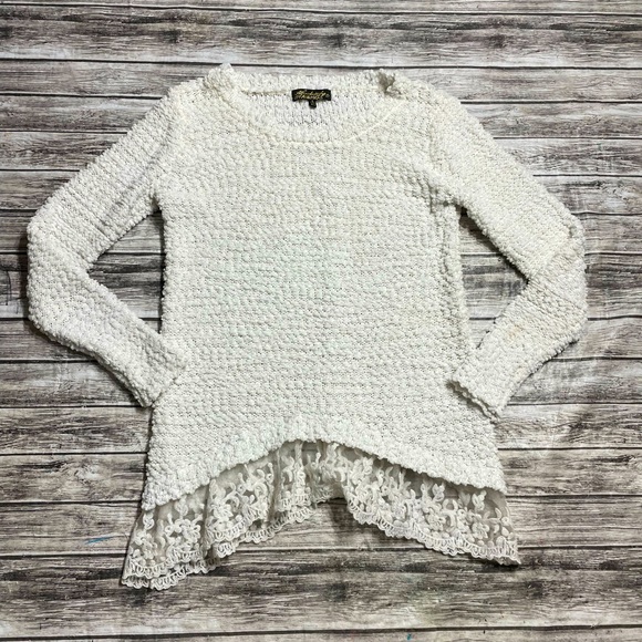 Absolutely Famous | Sweaters | Beautiful Womens Large White Knit ...